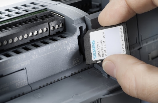 PLC S7-1200 - Reset to factory settings - remove password - Domenico Madeo